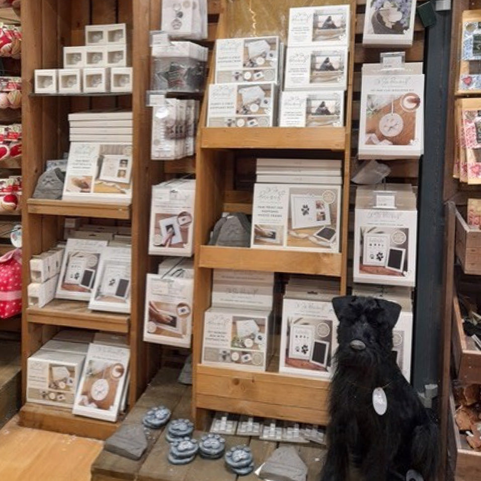 Work With Us – The Lovely Gift Group